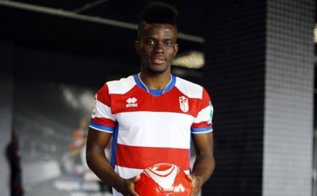 Granada CF | «Ramón Azeez está en el sitio adecuado, en un club que ...