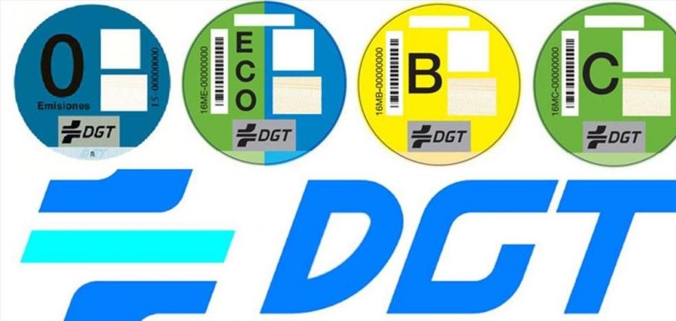 Revolución en las pegatinas de la DGT | Ideal