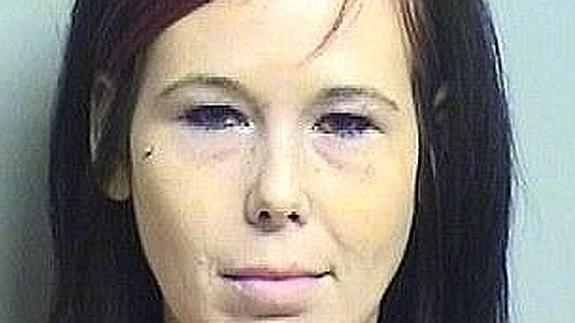 Se colo en una funeraria y acuchilló el cadáver de la exnovia de su ...